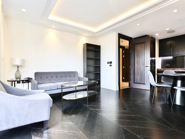 Strand, London WC2R, 1 bed flat to rent, £5,200 pcm | PrimeLocation