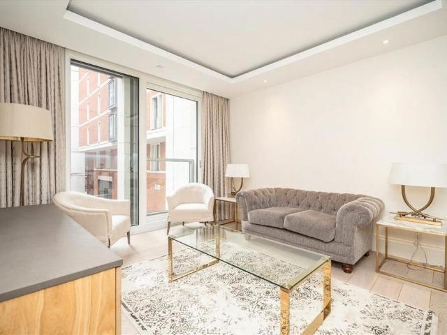 Strand, London WC2R 1 bed flat to rent £5,417 pcm £1,250 pw