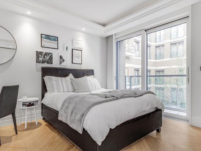 Strand, London WC2R Studio to rent £3,800 pcm £877 pw
