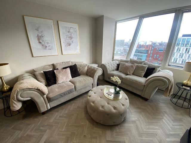 Strand Street, Liverpool L1, 2 bed flat to rent, £1,500 pcm | PrimeLocation