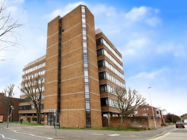 Strand Parade, Goring By Sea, Worthing BN12, 1 bed flat to rent, £1,050 pcm | PrimeLocation