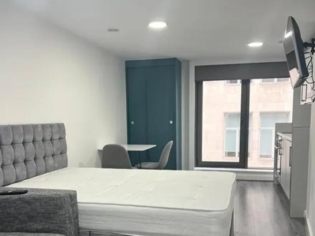 Strand Plaza, 6 Drury Lane, Cavern Quarter, Liverpool, L2 0PH, United Kingdom | Studio apartment for rent #117705957 | Rentberry