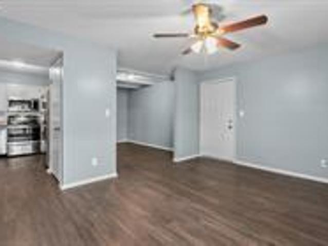 Strasbourg Apartments 1 Bedroom Apartment for Rent at 1 1, 3, and 5 NW O'Brien Rd, Lees Summit, MO 64063