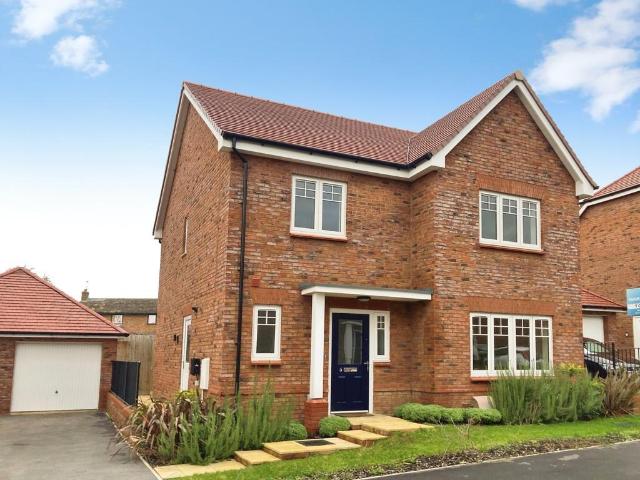 Strawberry Fields, Hempsted, Gloucester 4 bed detached house to rent £1,900 pcm £438 pw