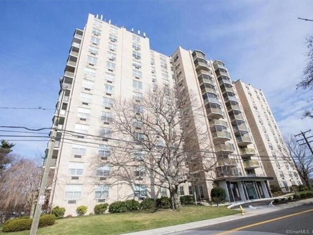 Strawberry Hill Ct Apt C, Stamford, Condo For Sale