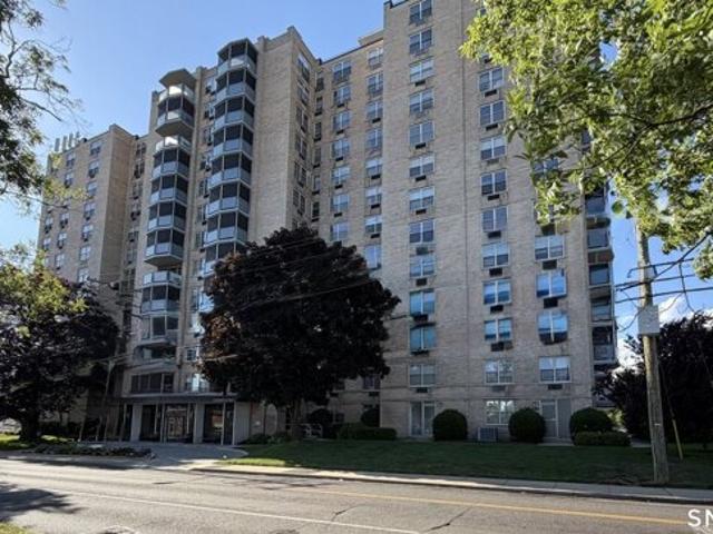 Strawberry Hill Ct Apt J, Stamford, Condo For Sale