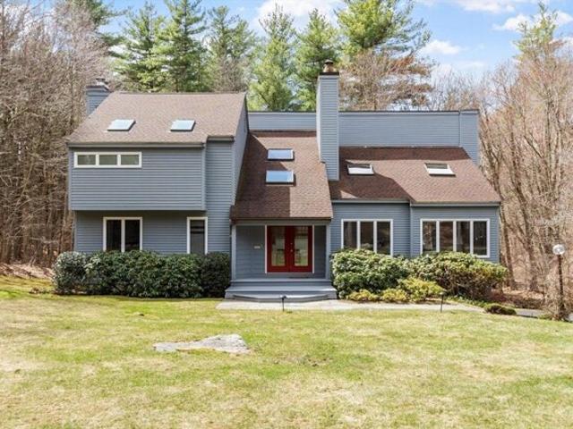 Strawberry Hill Rd, Concord, Home For Sale
