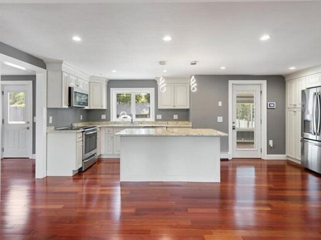 Strawberry Ln, Abington, Home For Sale