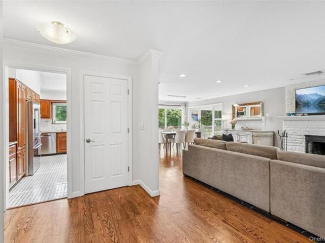 Strawtown Rd, New City, Home For Sale