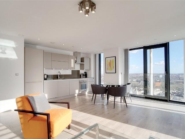Stratosphere Towe, London E15, 2 bed flat to rent, £2,800 pcm | PrimeLocation