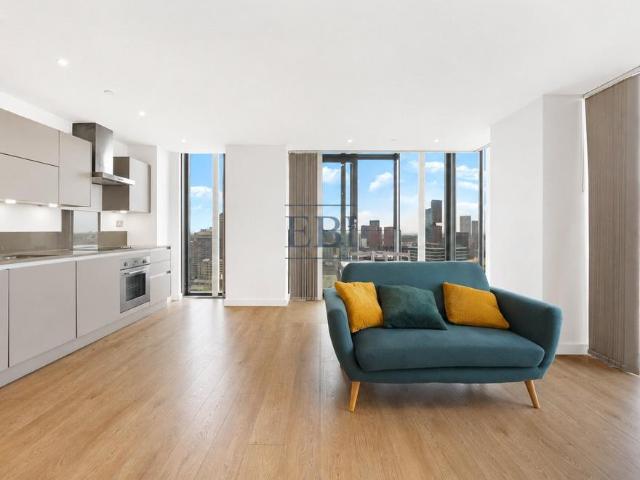 Stratosphere Tower, 55 Great Eastern. 2 bed apartment to rent £2,700 pcm £623 pw