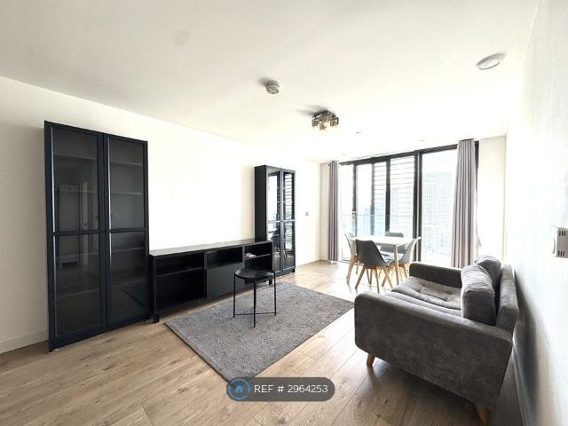 Stratosphere Tower, London E15, 1 bed flat to rent, £2,250 pcm | PrimeLocation