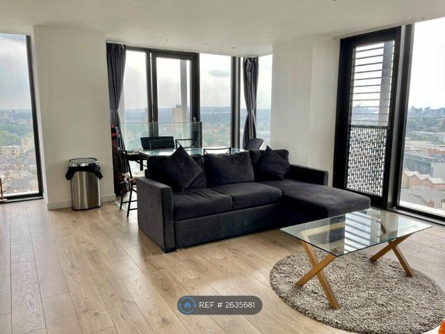 Stratosphere Tower, London E15, 2 bed flat to rent, £2,650 pcm | PrimeLocation