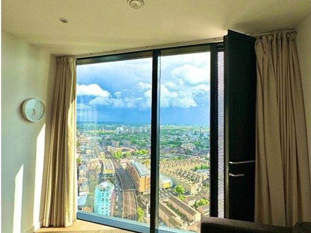 Strata Building, London SE1, 1 bed flat to rent, £2,300 pcm | PrimeLocation