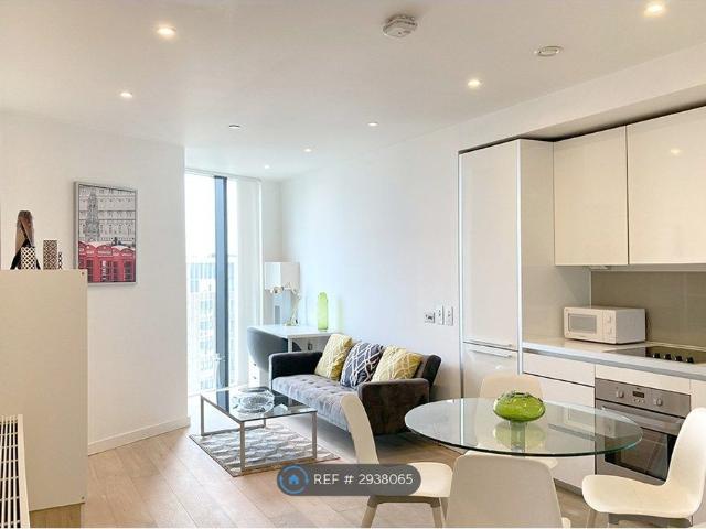Strata, London SE1, 1 bed flat to rent, £2,550 pcm | PrimeLocation