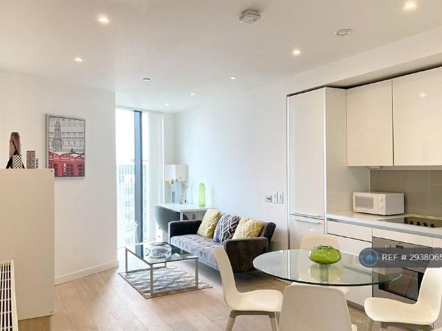 Strata, London, SE1 1 bed flat to rent £2,498 pcm £576 pw