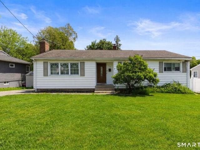 Stratfield Pl, Bridgeport, Home For Sale