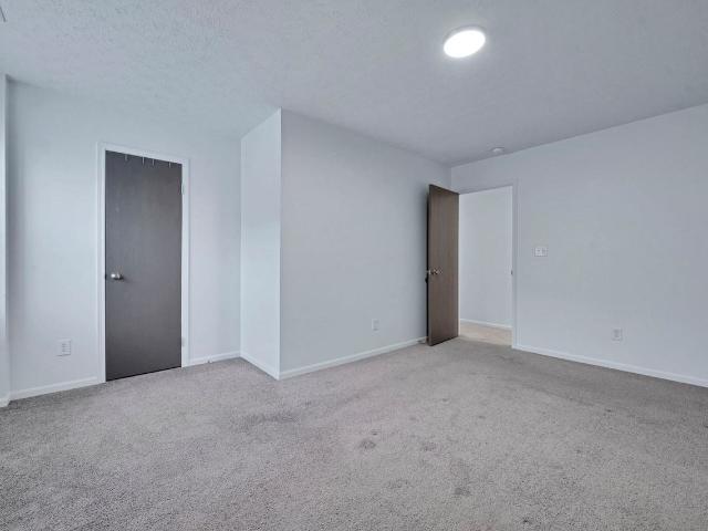 Stratford Commons 1 Bedroom Apartment for Rent at 1240 Stratford Rd, Delaware, OH 43015