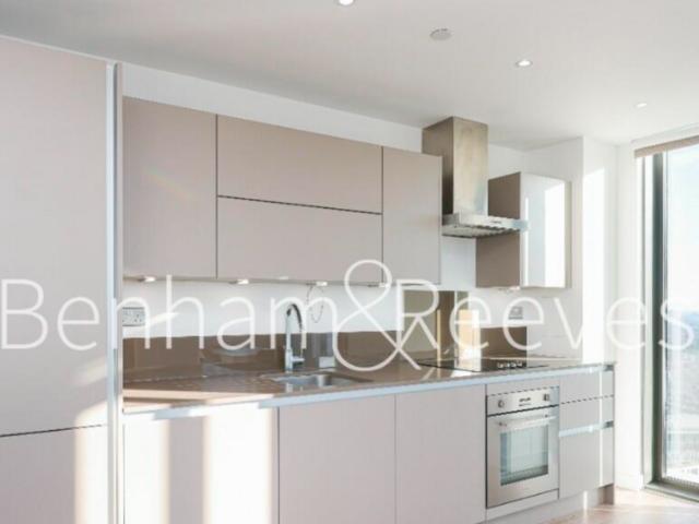 Stratford, Great Eastern Road E15 1 bed apartment to rent £2,380 pcm £549 pw