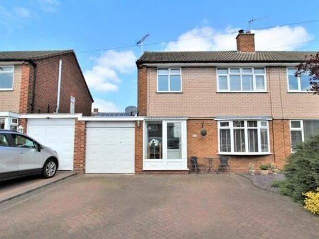 Stratford Drive, Aldridge, 3 Bedroom Semi detached