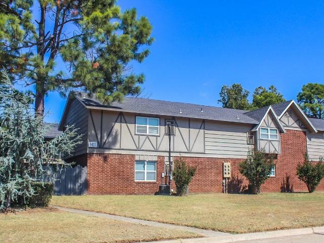 Stratford Square Apartments 1 Bedroom Apartment for Rent at 1411 Rebecca Ln, Norman, OK 73072