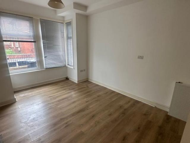 Stratford Street, Leeds LS11, 1 bed terraced house to rent, £650 pcm | PrimeLocation