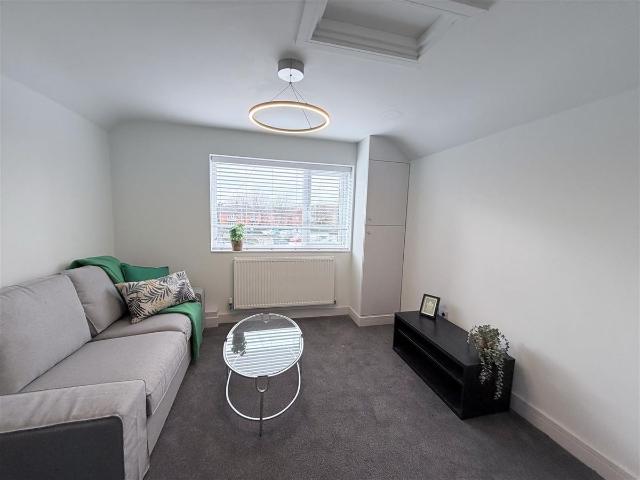 Stratford Road, West Bridgford NG2, 1 bed flat to rent, £875 pcm | PrimeLocation