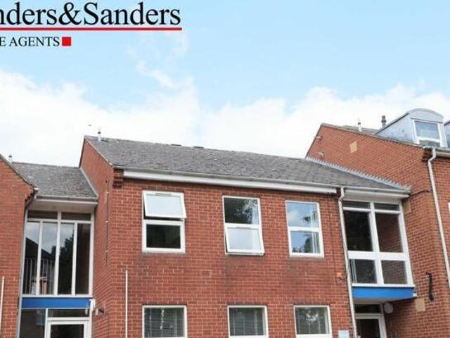 Stratford Road, Alcester, 2 Bedroom Apartment