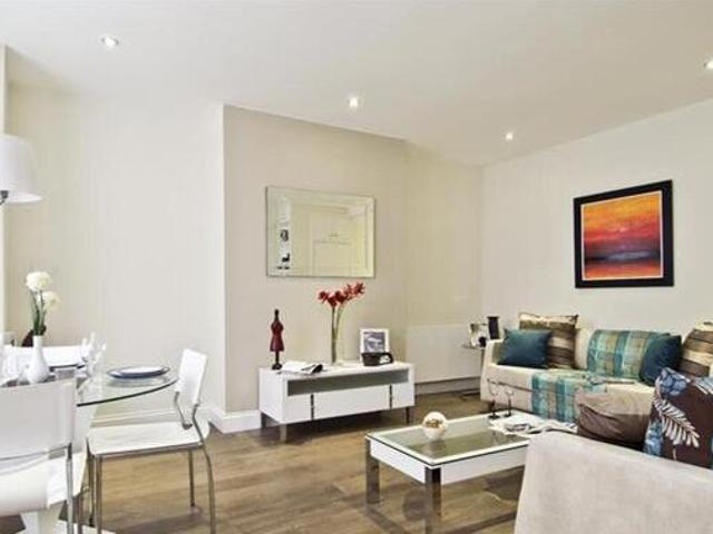 Stratford Road, London, 1 Bedroom Flat