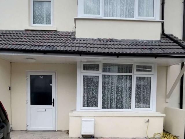 Stratford Road Room 1 6 Ground Floor Front Room