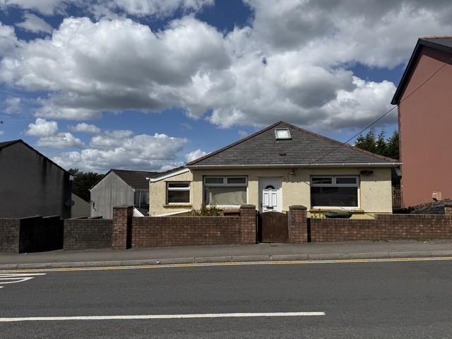Strathview, Newbridge, Newport NP11, 2 bed detached bungalow to rent, £775 pcm | PrimeLocation