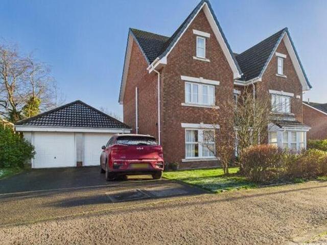 Strathallan Avenue, Hairmyres, 6 Bedroom Detached