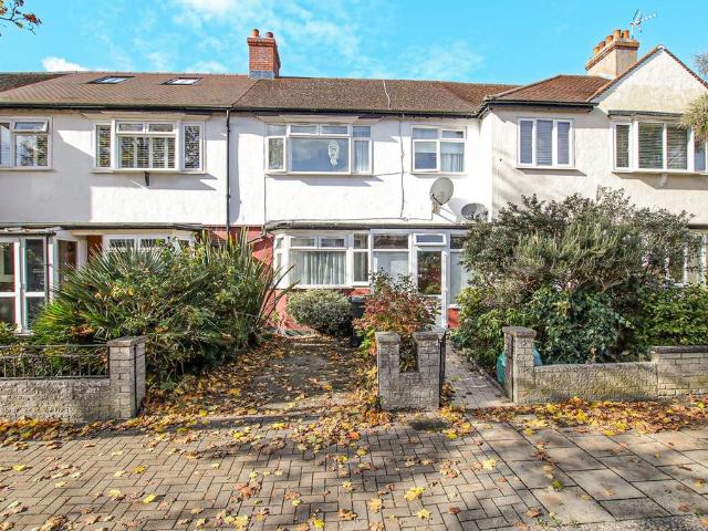 Strathbrook Road, London, SW16 3 bed terraced house to rent £2,400 pcm £554 pw