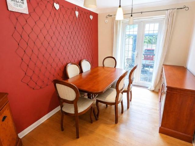 Strathcona Gardens, Woking, Surrey, GU21