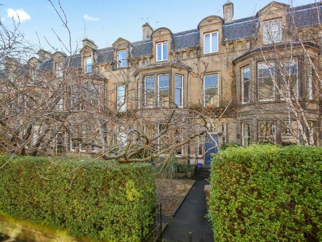 Strathearn Road, Grange, Edinburgh, EH9 2 bed flat to rent £1,750 pcm £404 pw