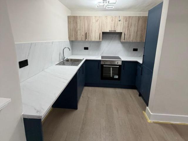 Stratheden Road, Blackheath SE3, 2 bed flat to rent, £2,095 pcm | PrimeLocation