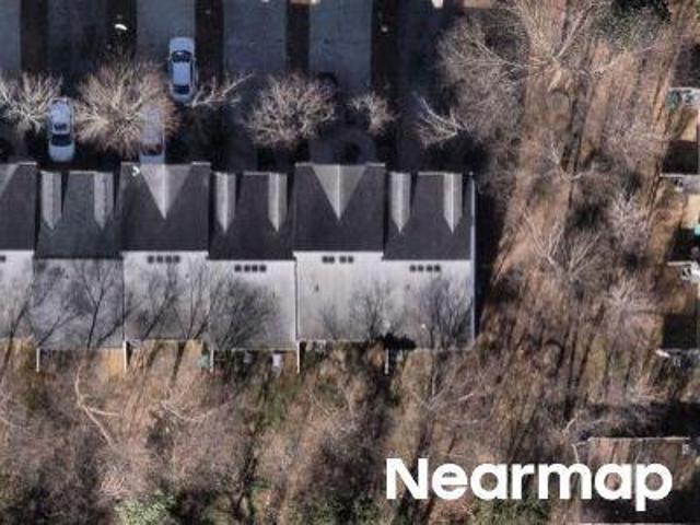 Strathmoor Manor Cir