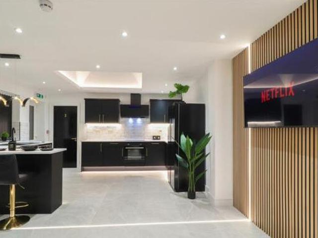 Strathmore Avenue, Stoke, 1 Bedroom House