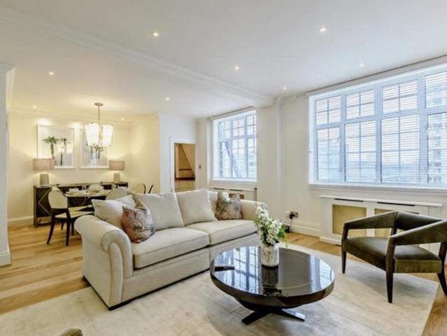 Strathmore Court, London 3 bed flat to rent £6,998 pcm £1,615 pw