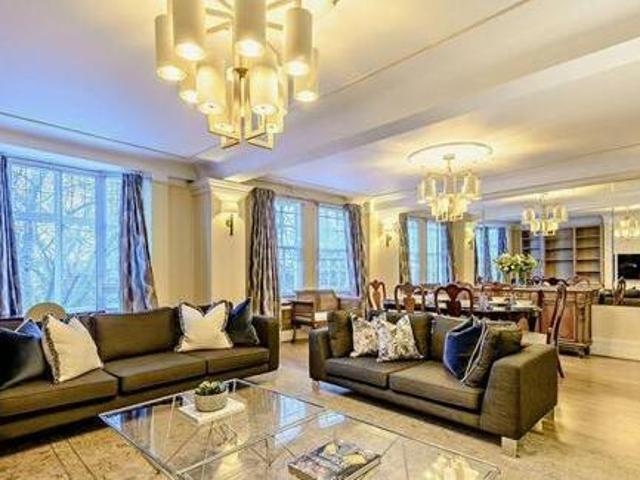 Strathmore Court, Park Road, 4 Bedroom Flat