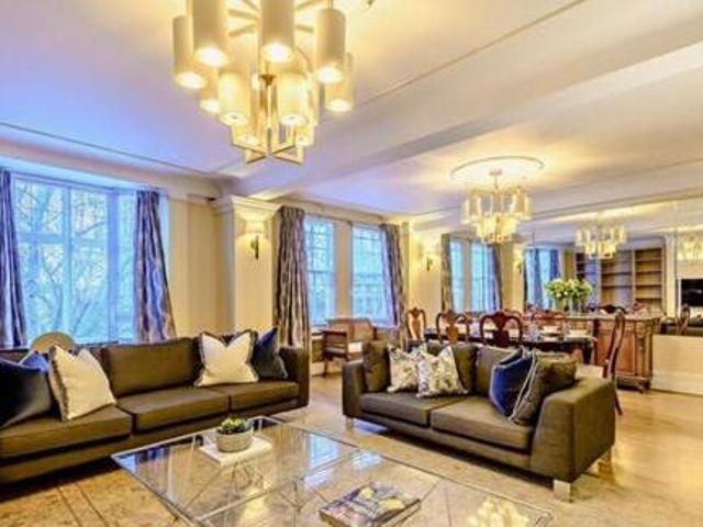 Strathmore Court, Park Road, 4 Bedroom Flat