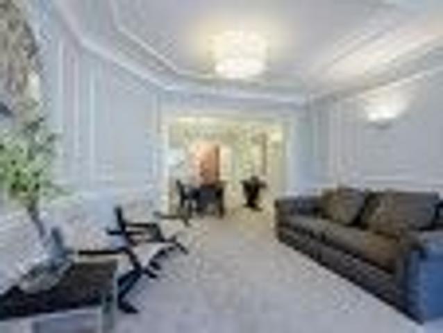 Strathmore Court, Park Road, London