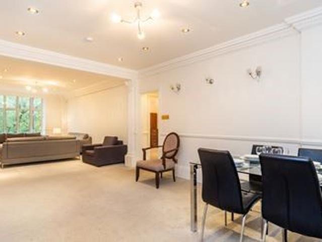 Strathmore Court, Park Road, Regents Park NW8, 4 bed flat to rent, £9,317 pcm | PrimeLocation
