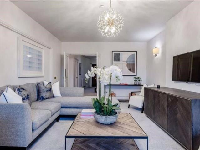 Strathmore Court, Park Road, Regents Park NW8, 4 bed flat to rent, £9,815 pcm | PrimeLocation