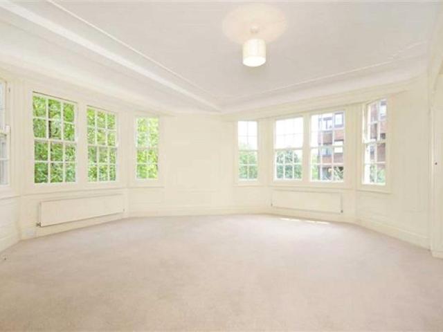 Strathmore Court, Park Road, St. 6 bed apartment to rent £9,057 pcm £2,090 pw