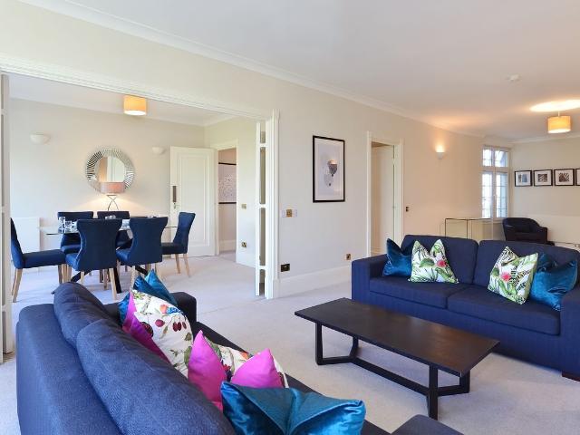 Strathmore Court, St. John's Wood, London NW8, 5 bed flat to rent, £9,512 pcm | PrimeLocation