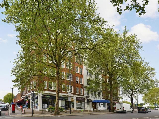 Strathmore Court, St Johns Wood, NW8 1 bed apartment to rent £2,600 pcm £600 pw