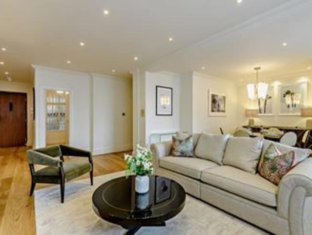 Strathmore Court, St John's Wood NW8, 3 bed flat to rent, £6,998 pcm | PrimeLocation