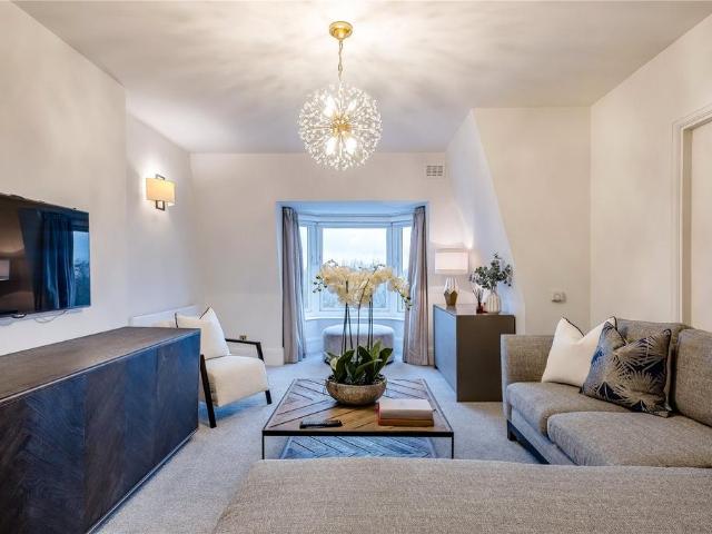 Strathmore Court, St John's Wood NW8 4 bed penthouse to rent £9,815 pcm £2,265 pw
