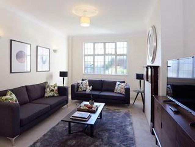 Strathmore Court, St John's Wood NW8 5 bed apartment to rent £7,800 pcm £1,800 pw